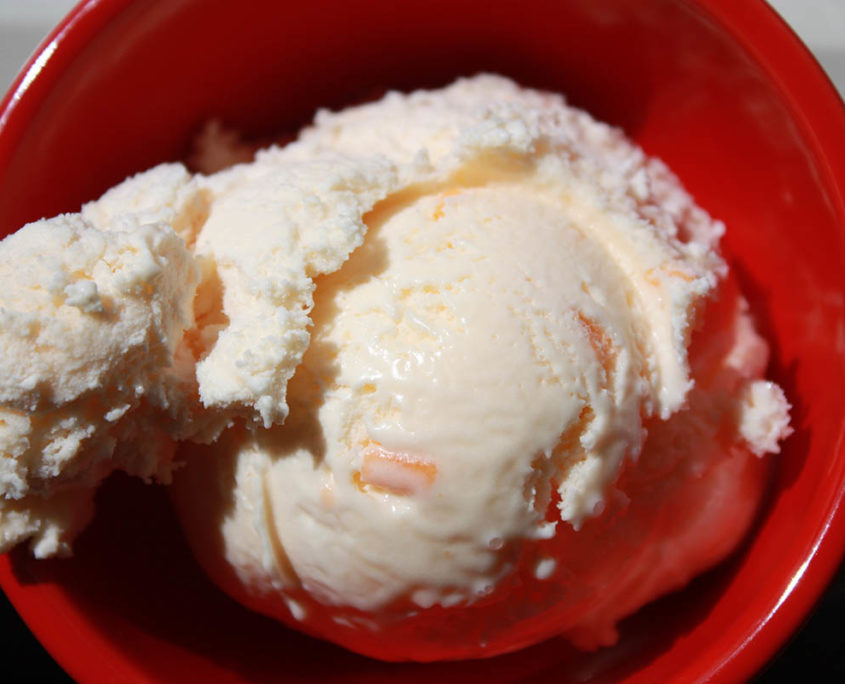 Cochrane Ice Cream: MacKay's in Downtown Cochrane, Alberta